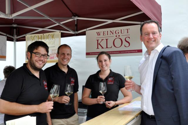 Mainzer Weinsalon am 9. August im Innenhof des Landesmuseums - sensor ...