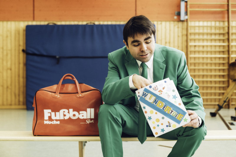 "Die Fußball-Wundertüte" mit Ben Redelings am 7. Juni im Kulturclub ...