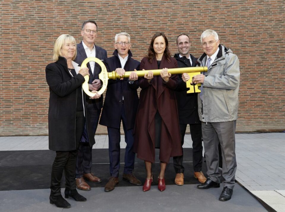 Schlüsselübergabe am Leibniz-Zentrum für Archäologie - sensor Magazin ...